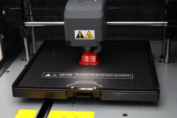 Monoprice Voxel Review - Fully Enclosed 3D Printer under $400