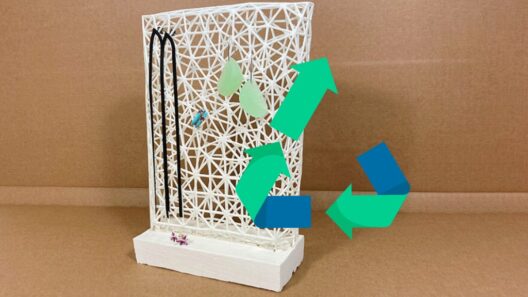 Upcycling 3D Printing Waste in Artistic and Practical Ways